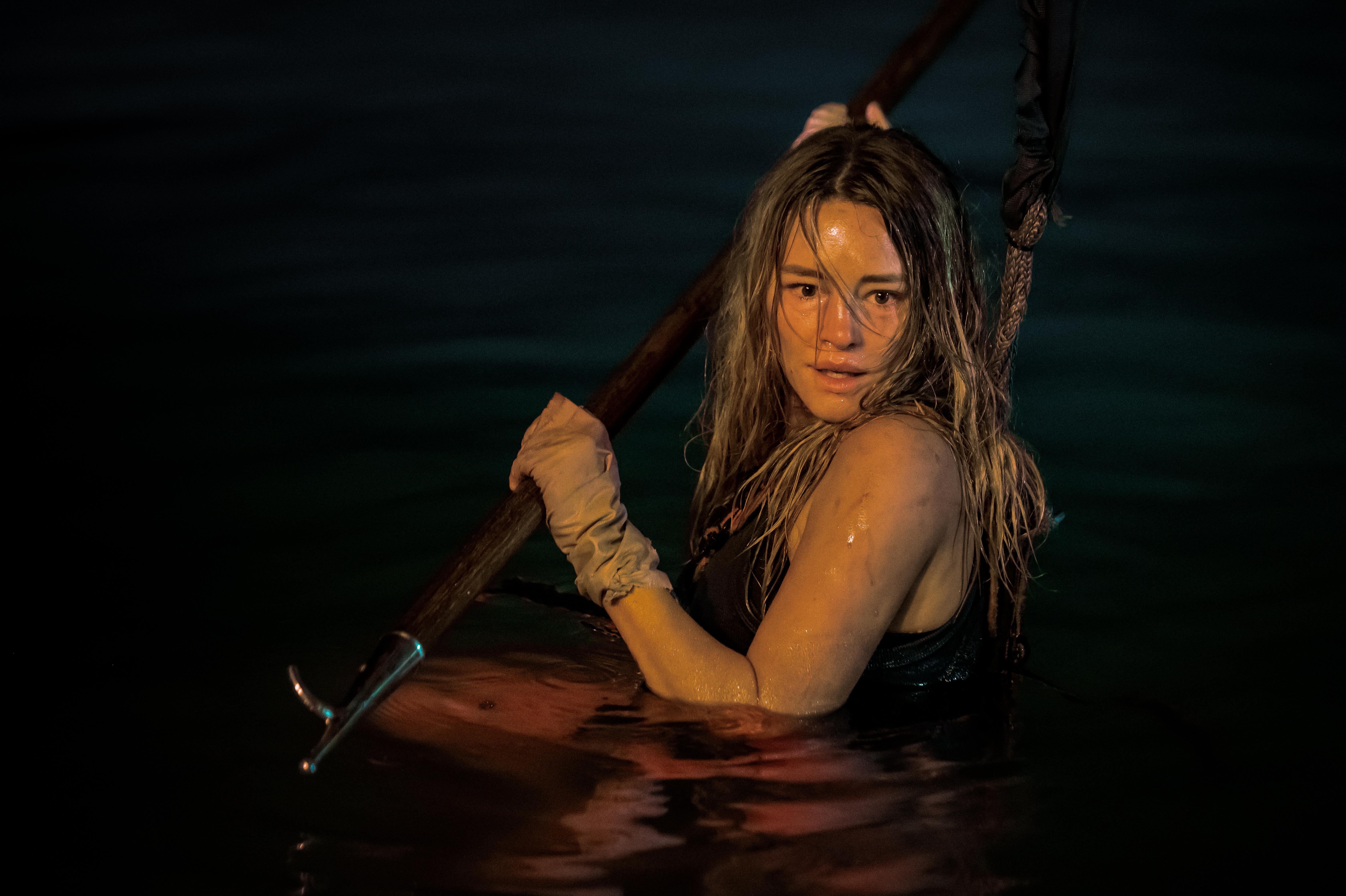 19+ Underwater Movies: The Art of Aquatic Horror – Creepy Catalog