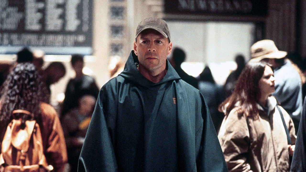 27 Little-Known Facts About The Film ‘Unbreakable’ (2000) – Creepy Catalog