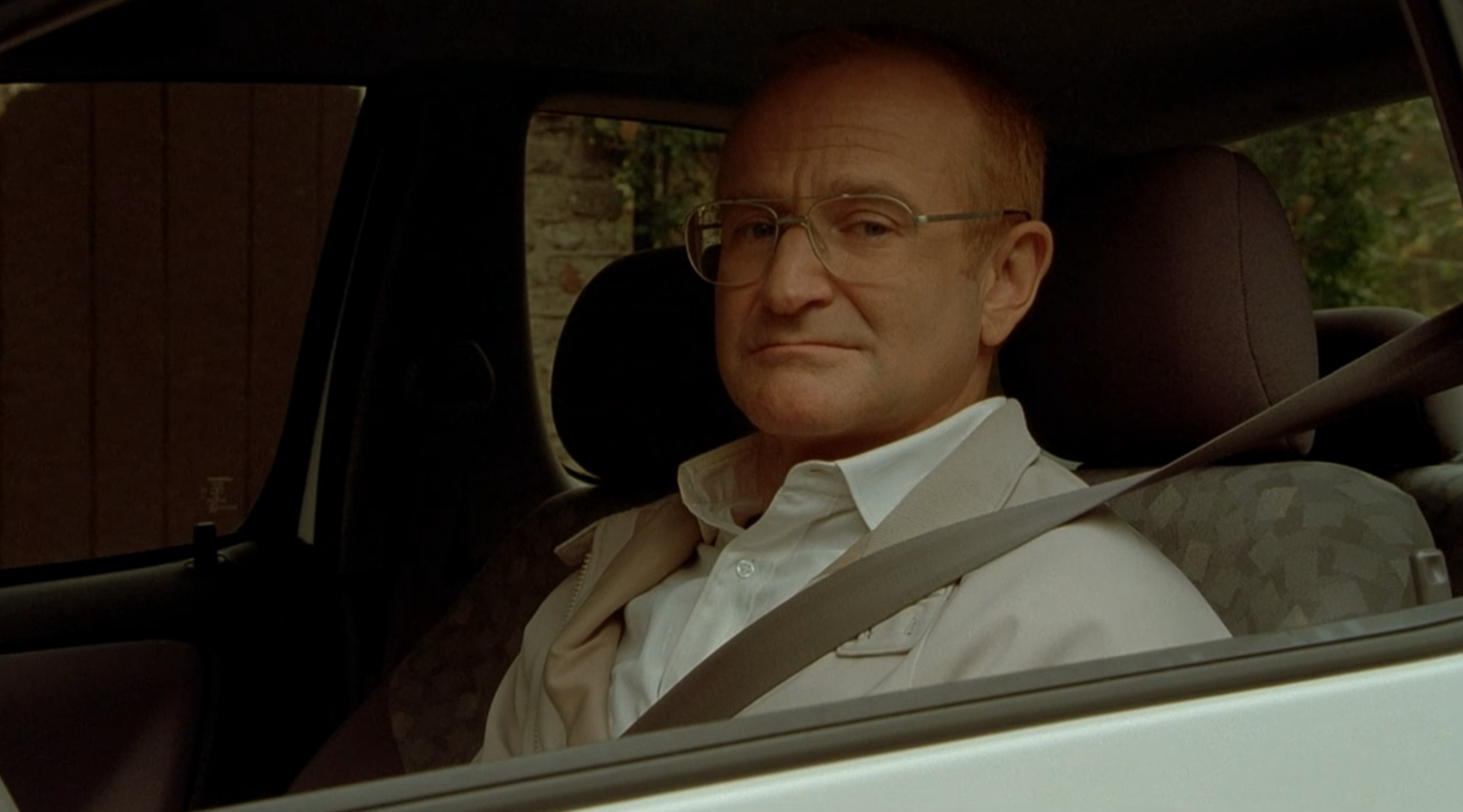 ‘One Hour Photo’ (2002): 24 Interesting Facts And Trivia – Creepy Catalog