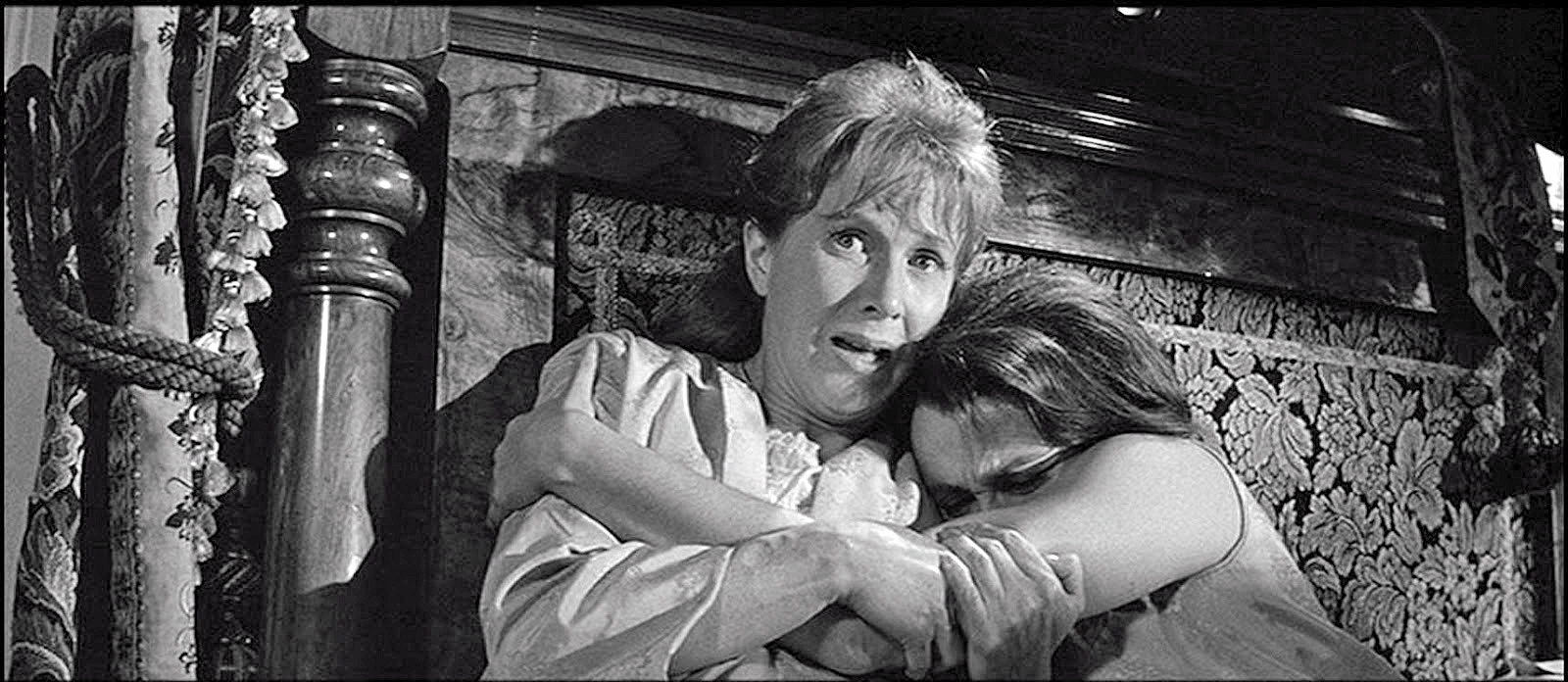 20 Scariest Non-Gory Horror Movies – Creepy Catalog