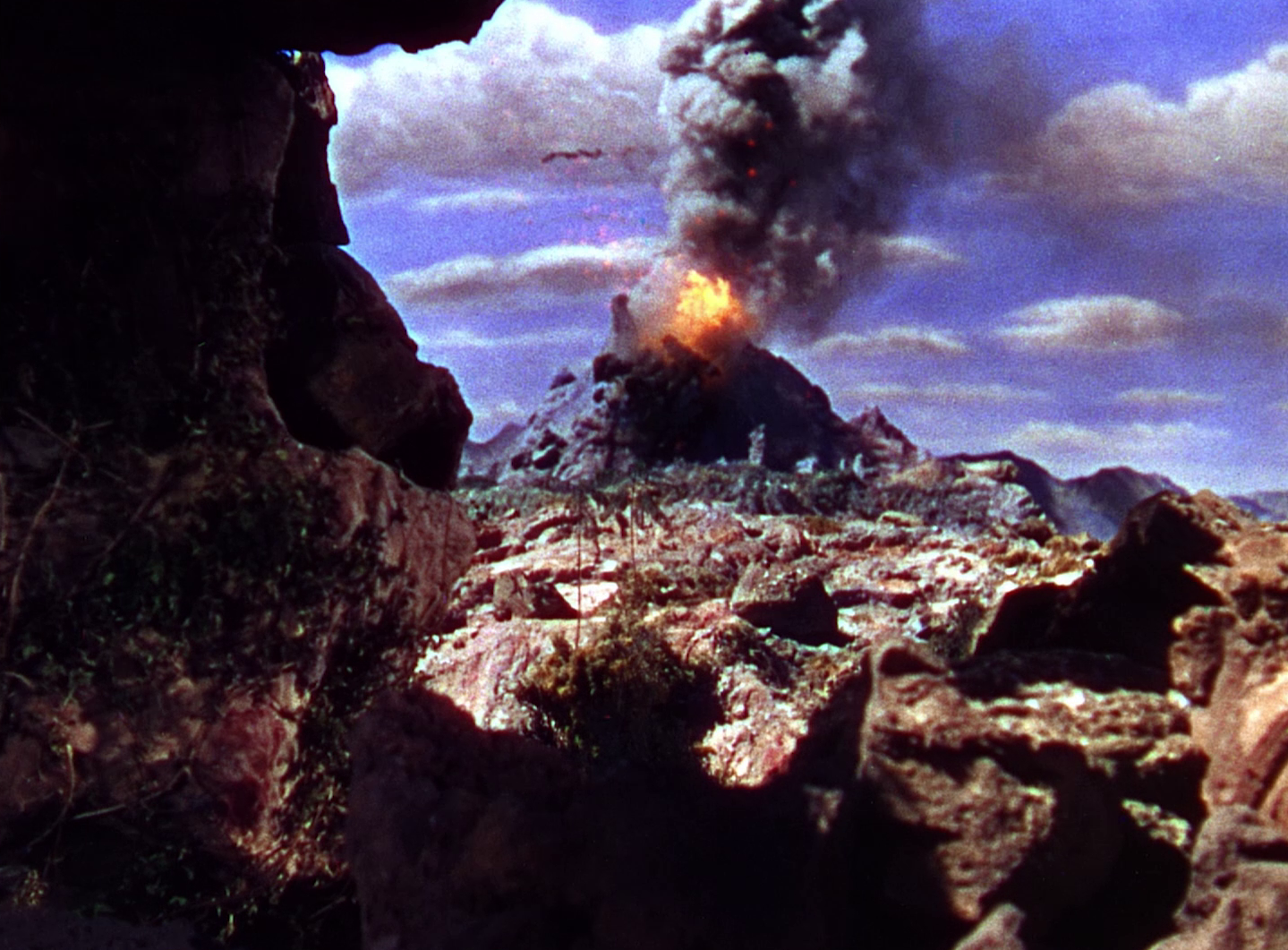 15+ Asteroid Movies — The Meteorite in Cinema – Creepy Catalog