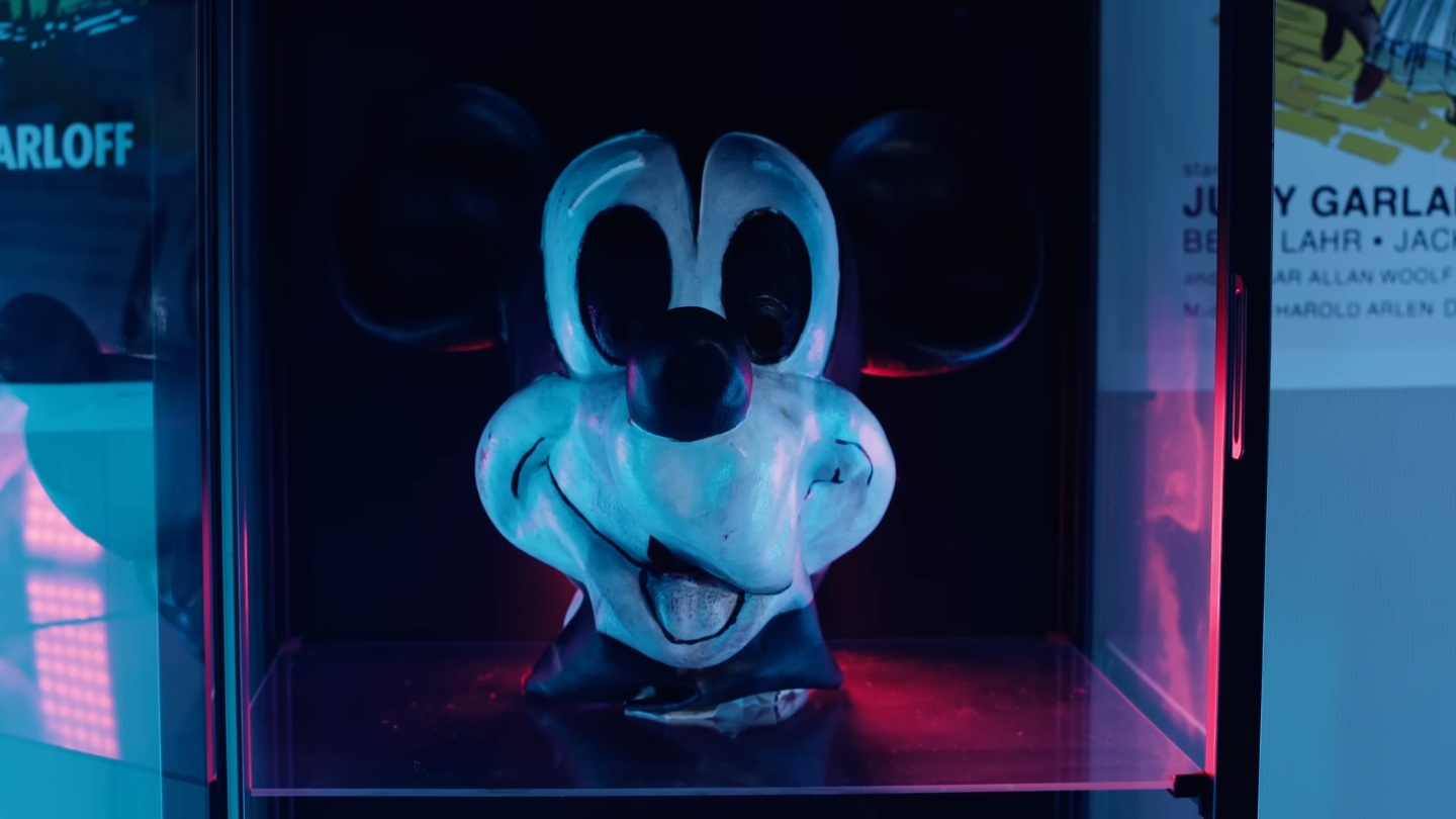 ‘Steamboat Willie’ is Officially Public Domain, and the Mickey Mouse ...