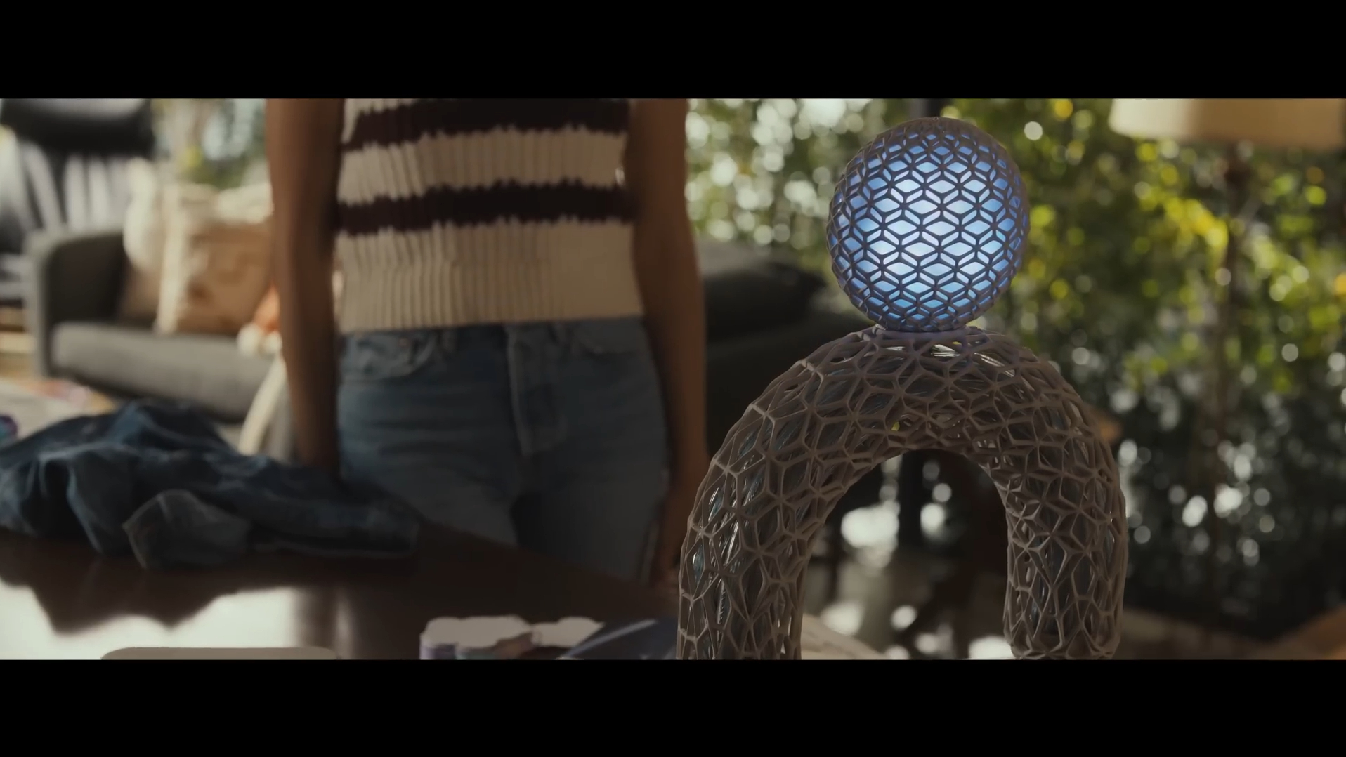 ‘AFRAID’ Review: Artificial Without Intelligence – Creepy Catalog