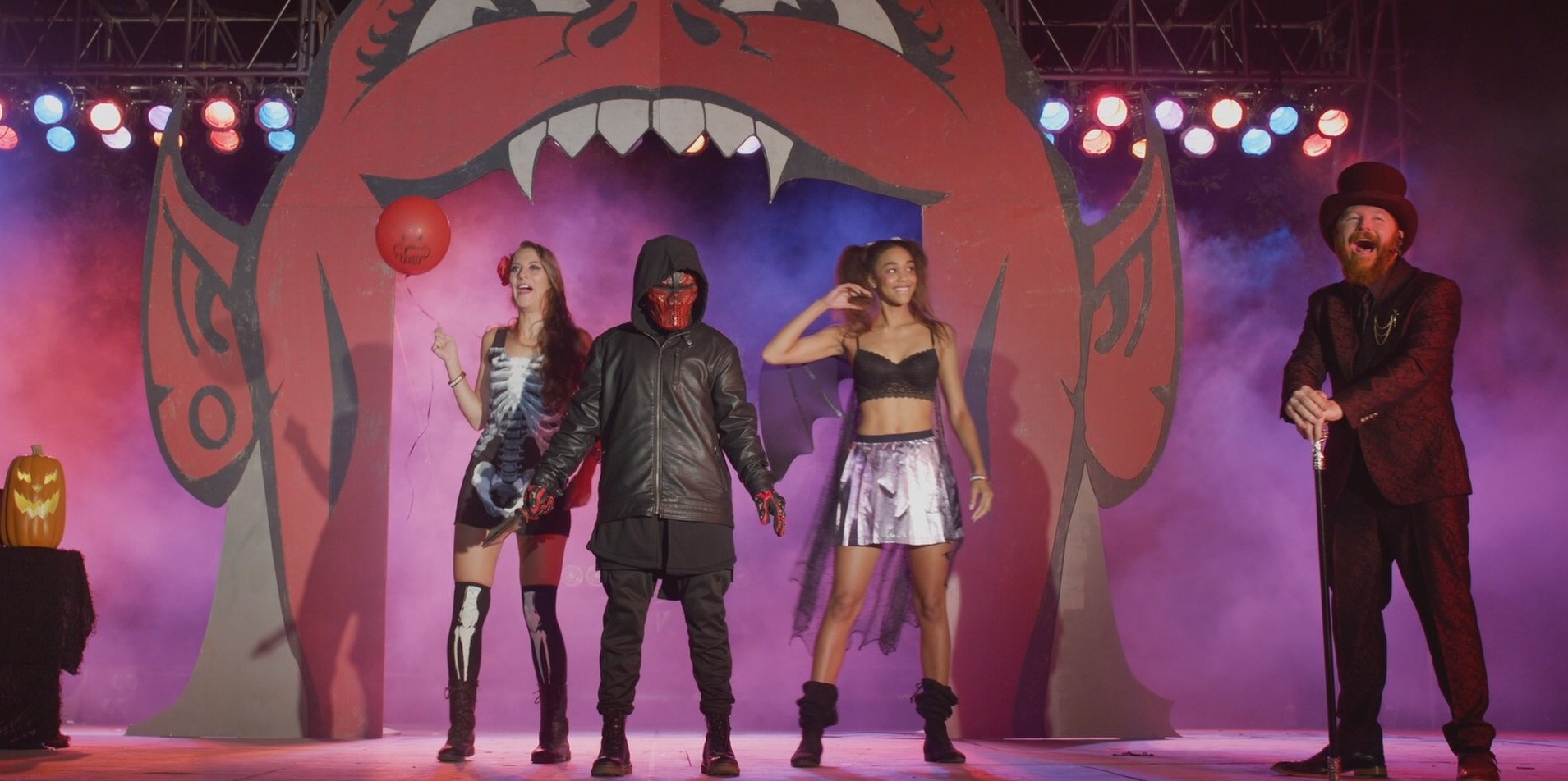 20 Horror Movies About Haunted Attractions – Creepy Catalog