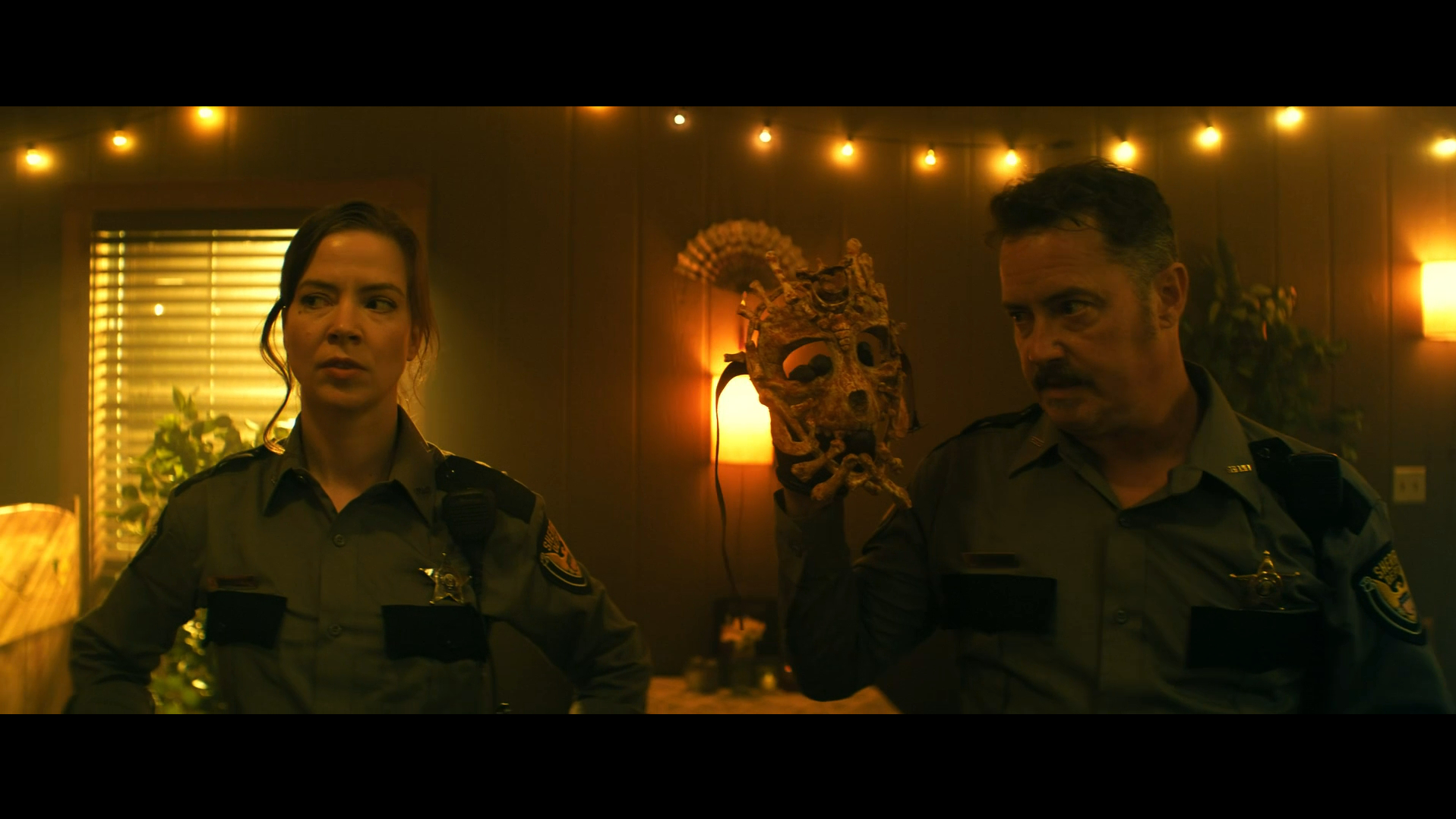 ‘Bone Face’ Review: A Murder Mystery Masquerading as a Slasher – Creepy ...