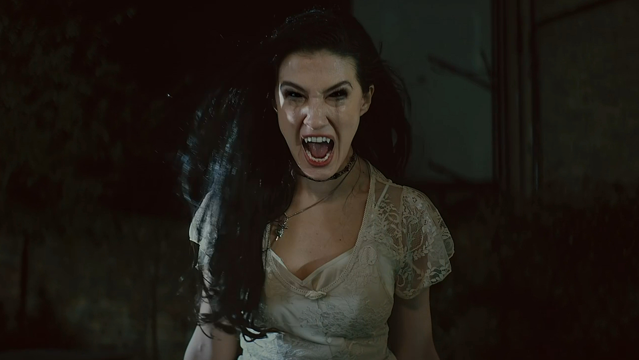 ‘Drained’ Review: A Seductively Scary Vampire Romance – Creepy Catalog